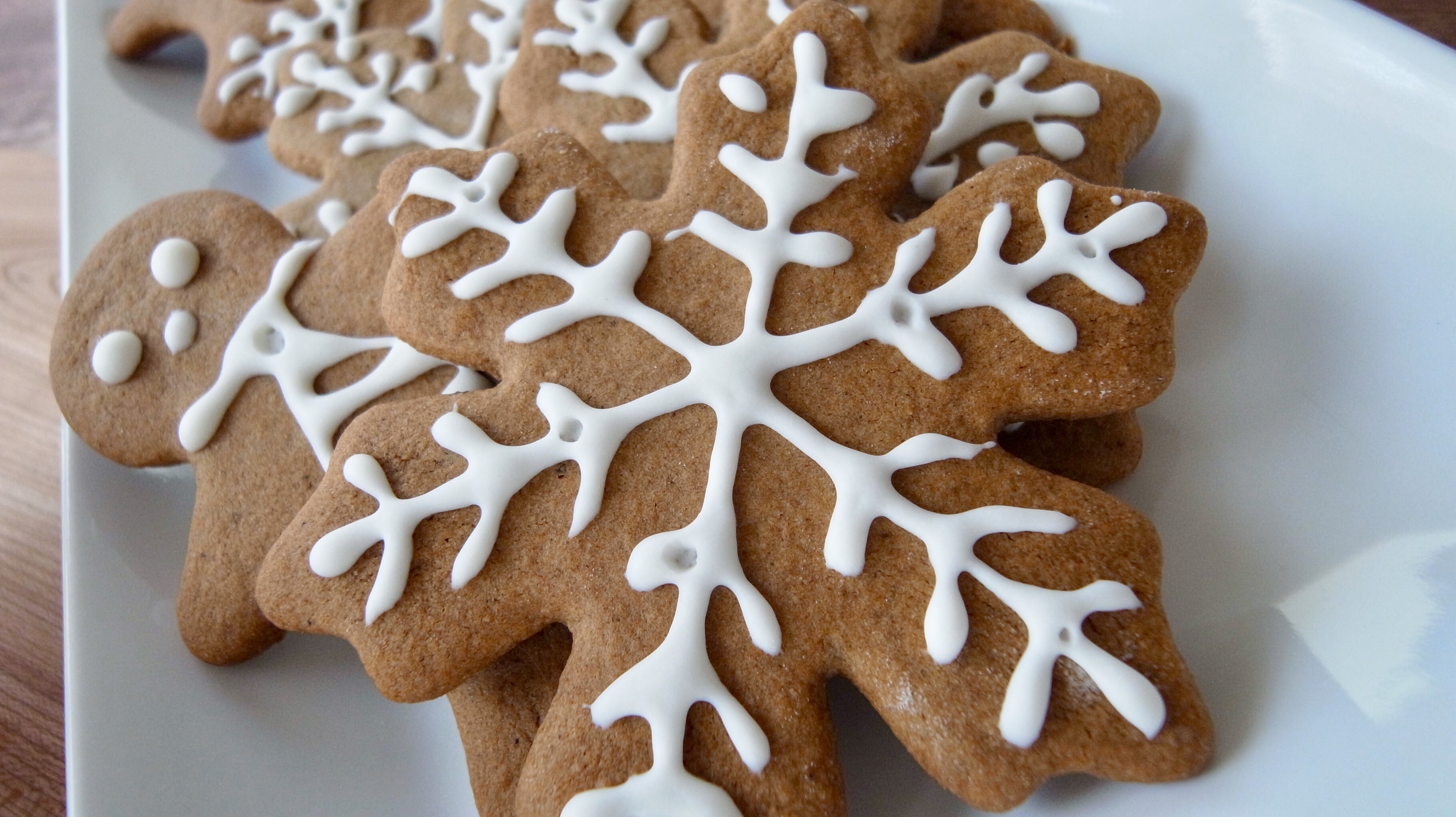 Christmas Cookies: Swedish Kringla and Pumpkin Gingerbread | Less Sugar ...
