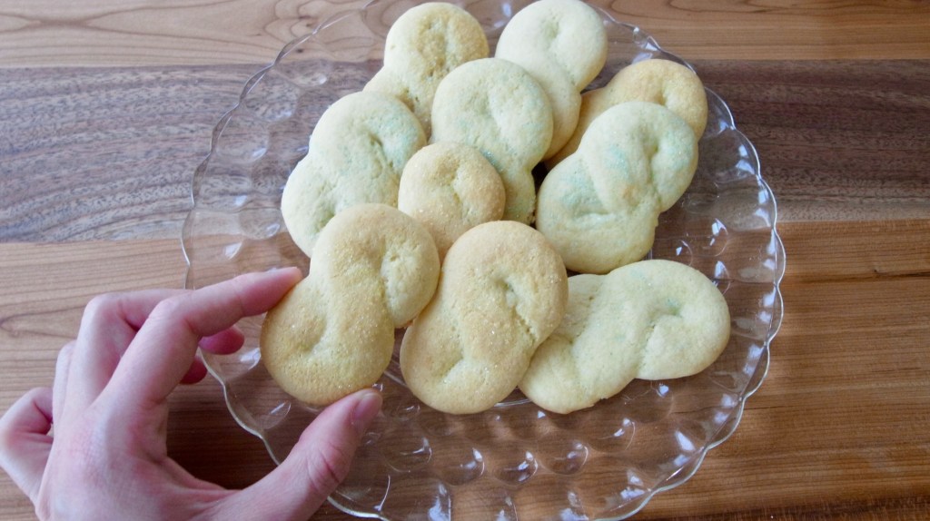 Christmas Cookies: Swedish Kringla and Pumpkin Gingerbread | Less Sugar ...